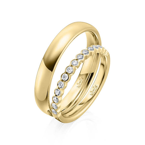 set in Yellow gold 14K (585/1000) half set with diamonds with in total ...